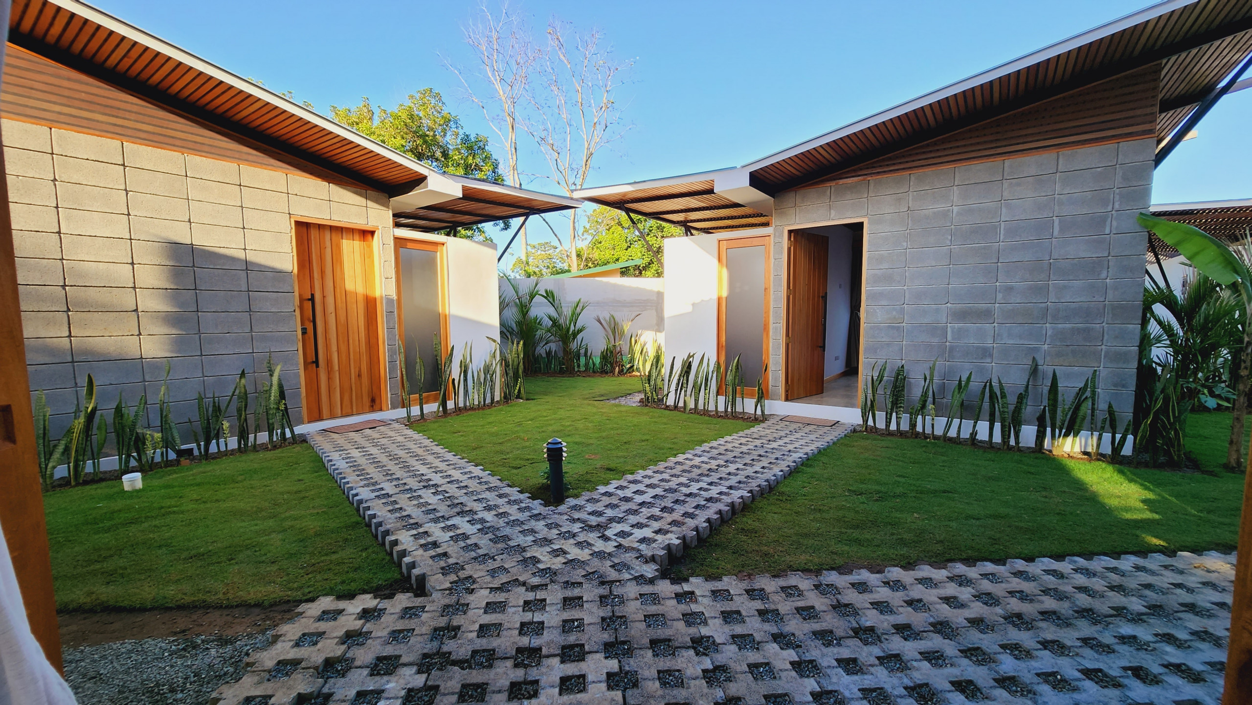 Villas Puerto Viejo - Bukë Villas with Pool & FibOp